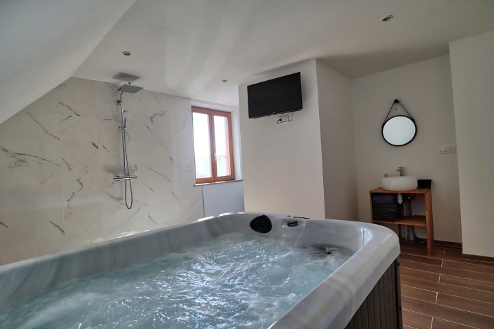 Maison Chaleureuse Avec Jacuzzi - Benfeld