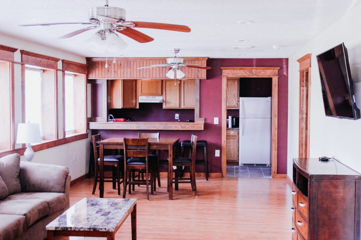 Riverview Townhouse I In Downtown Alexandria Bay - Alexandria Bay, NY