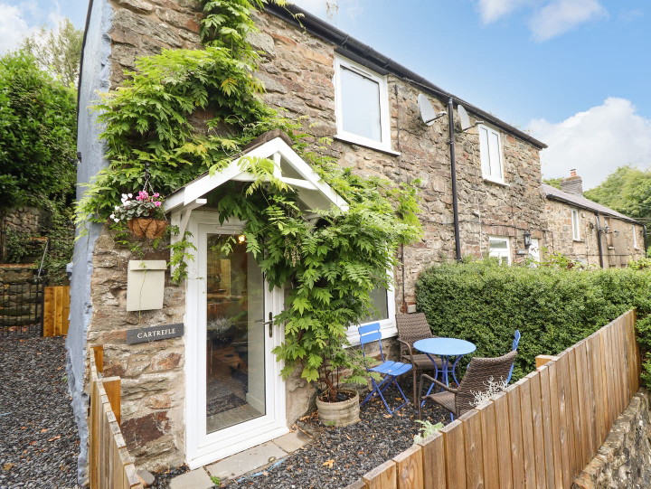 Cartrefle - Bala, UK