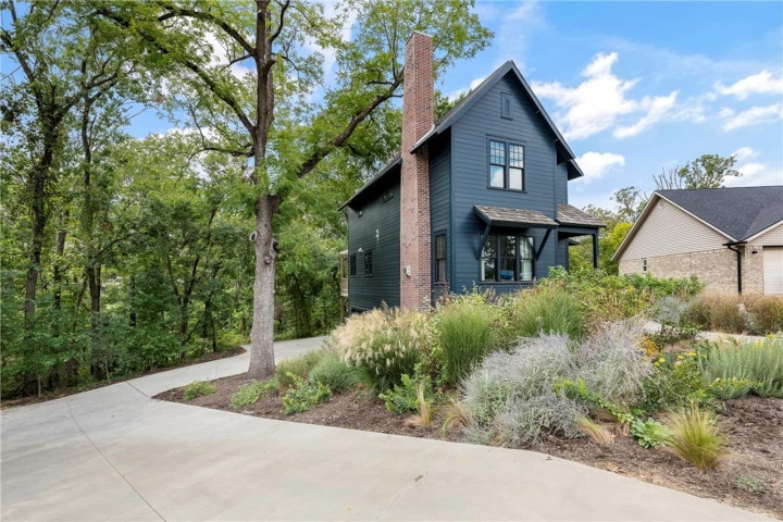 2br Basement Suite | Hub For Mtb & Downtown - Bentonville, AR