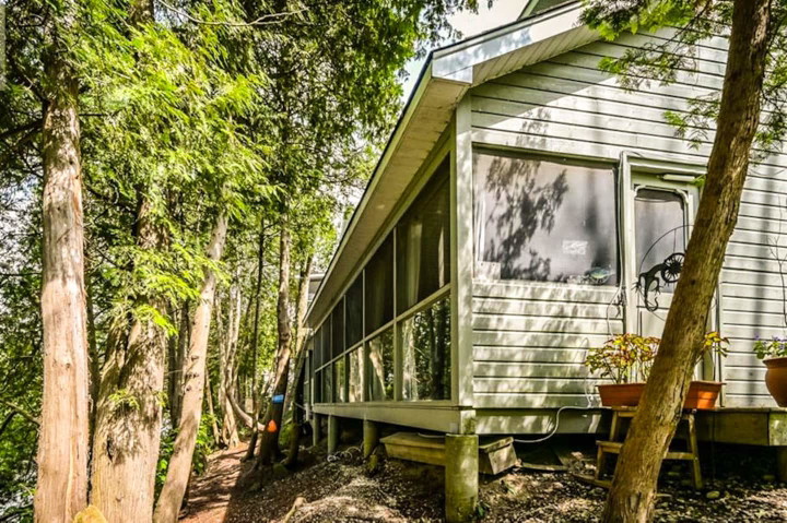 Riverside Retreat - Fergus