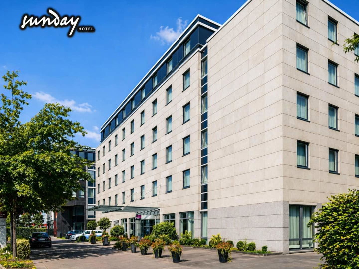 Sunday Hotel Düsseldorf Twin Double Room - Düsseldorf