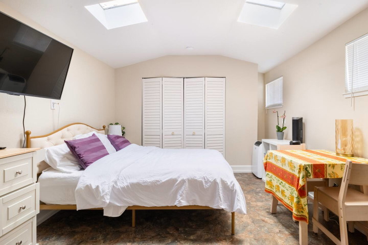Adorable Guess House Studio - San Rafael, CA