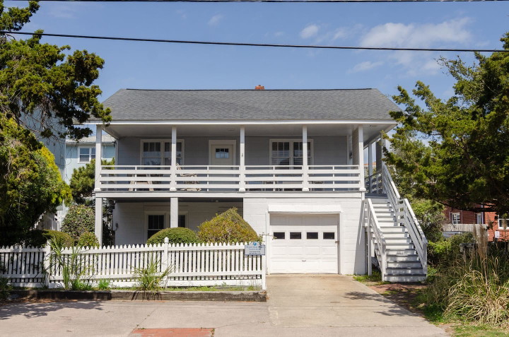 Pet Friendly Duplex Across From Crystal Pier - - Wilmington, NC