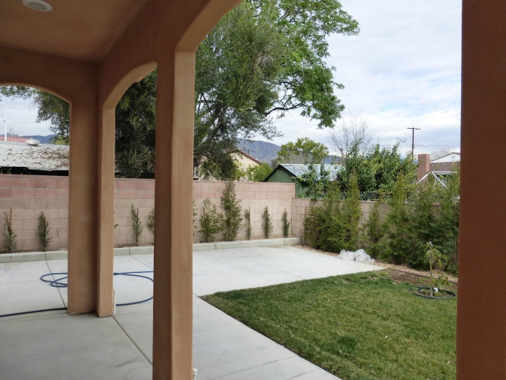 Cozy Home (New, New, New) - Azusa, CA