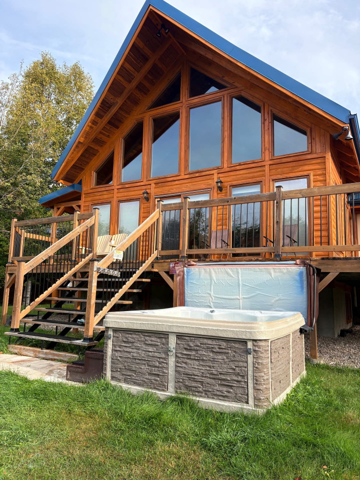 Le Rustik  Hot Tub & Wood-burning Fireplace - Le Massif de Charlevoix