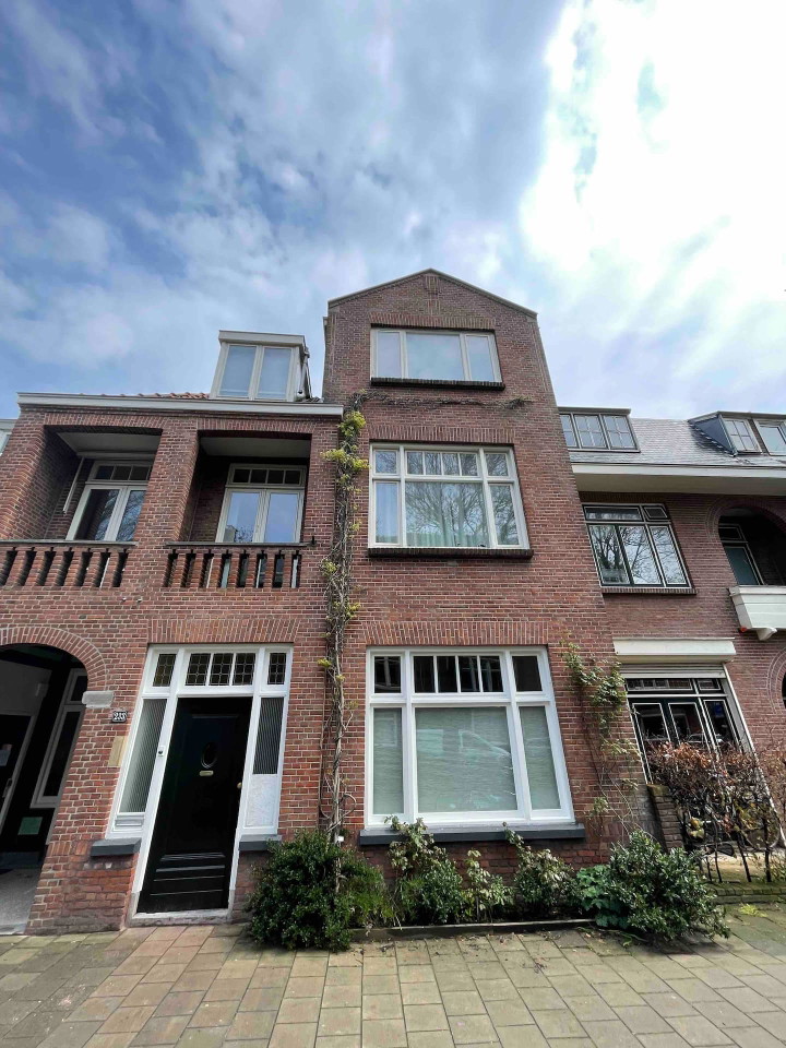 Mooi Familiehuis (+Tuin) Aan Zee
Centraal Locatie - The Hague