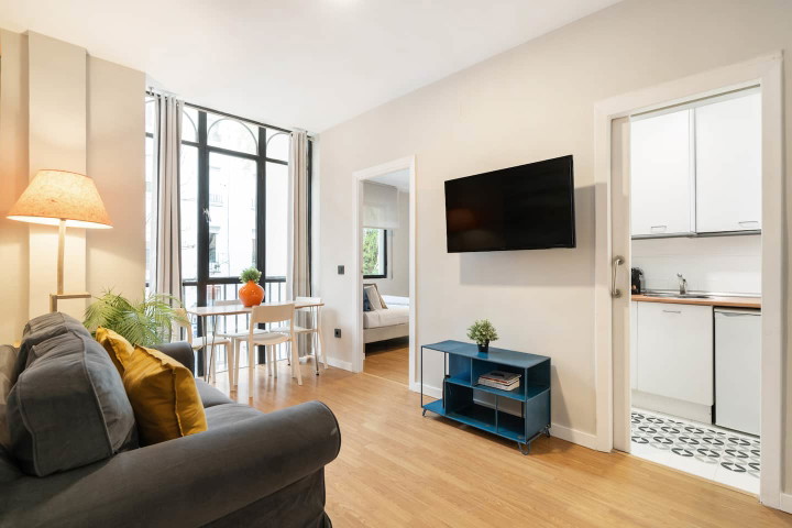 Iv Apt. In Rafael De Riego  Ideal For Families! - Madrid