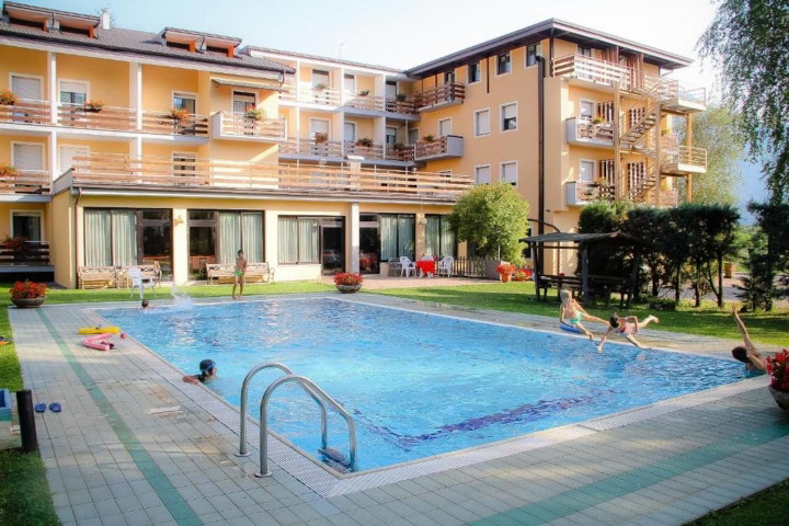 Hotel Dolomiti Levico Terme - Levico Terme