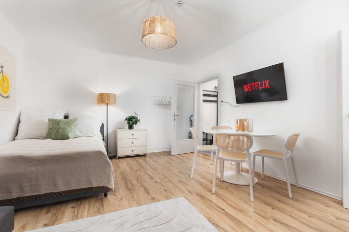 Modern Apartment In Linz With Balcony - Linz
