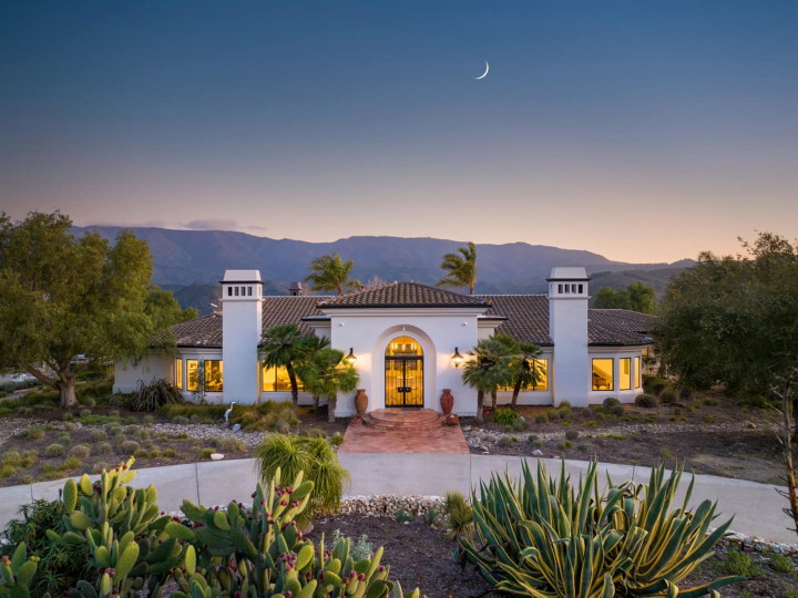 Luxury Santa Ynez Ranch Pool, Game Room, Sleeps 20 - Santa Ynez, CA