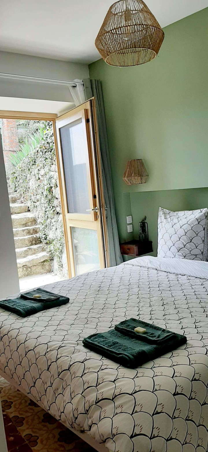 Chambre Indépendante Dans Petit Village Provençal - Sault