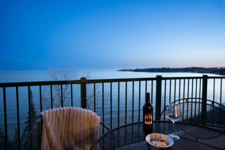 Lakefront 2br Retreat| Pool Hot Tub Sauna Ev - Two Harbors, MN