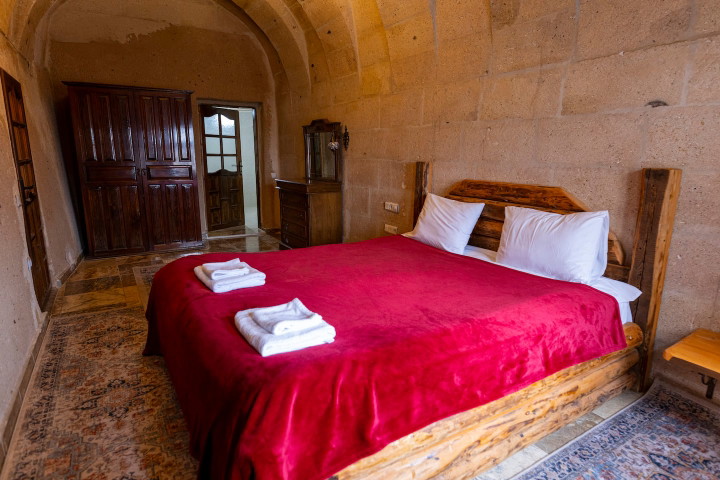 Ortahisar Cave House - Turkey