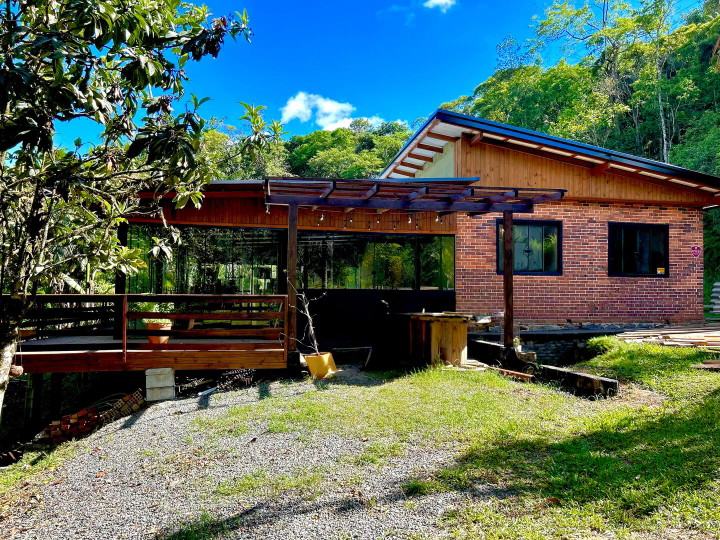 Casa Poema: Refúgio A Beira Do Rio - Indaial