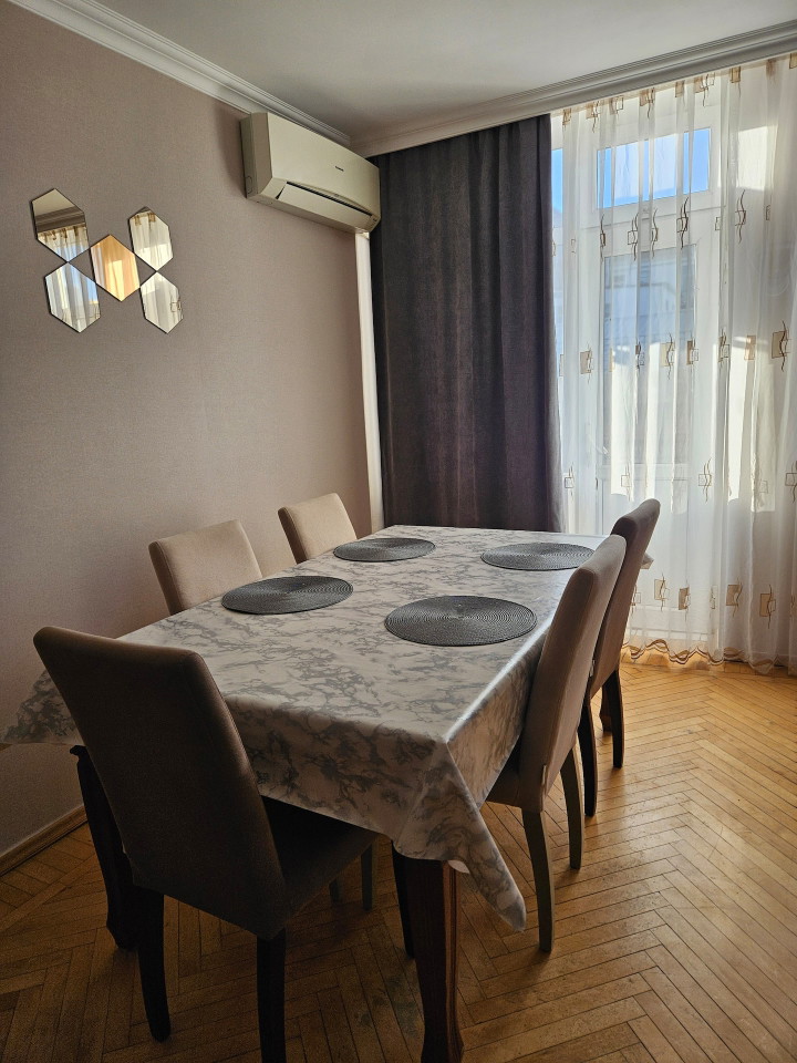 Centric Apartment Near Nizami Cinema - Azerbaijan