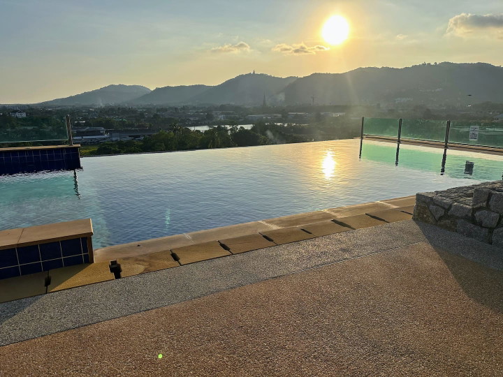 Top Floor 3br Apt Rooftop Pool Fitness Street - Phuket