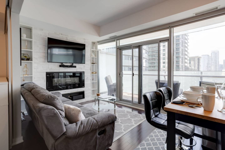 Appartement De Luxe Avec Parking Au Cœur Du Centre-ville ! - Toronto, ON