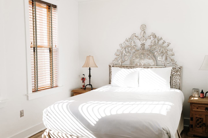 The Parador | Farmhouse 9 - 12 | Downtown - Santa Fe, NM