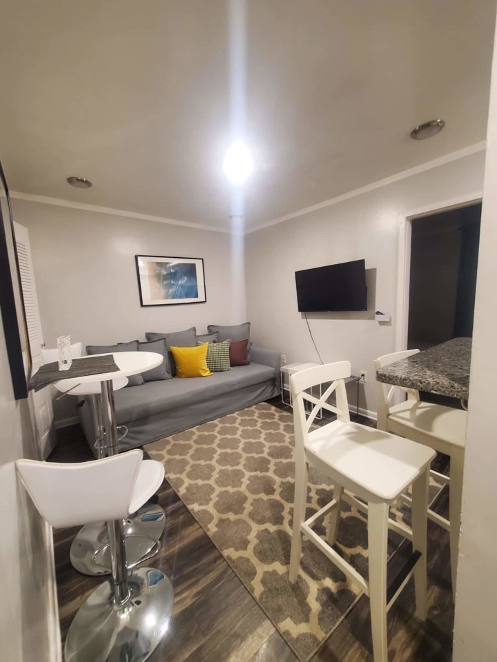 Relaxing 1bed Apt / Parking Avai - Secaucus, NJ