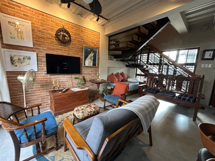 Aesthetic Charm Convenience Wifi/carport Icciloilo - Iloilo City