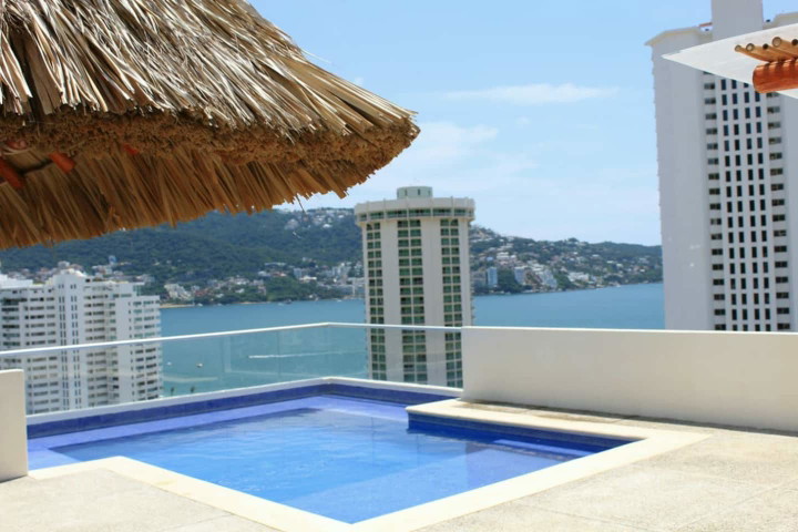 New Apartment With An Ocean View, 5 Minutes Away. Beachfront - Acapulco