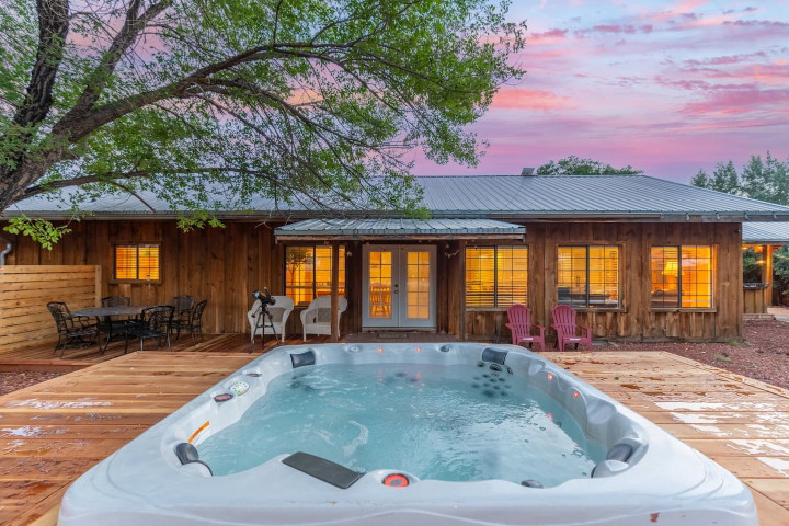 Mountain Views | Unit 1 | 5 Bedrooms | Hottub - Williams, AZ