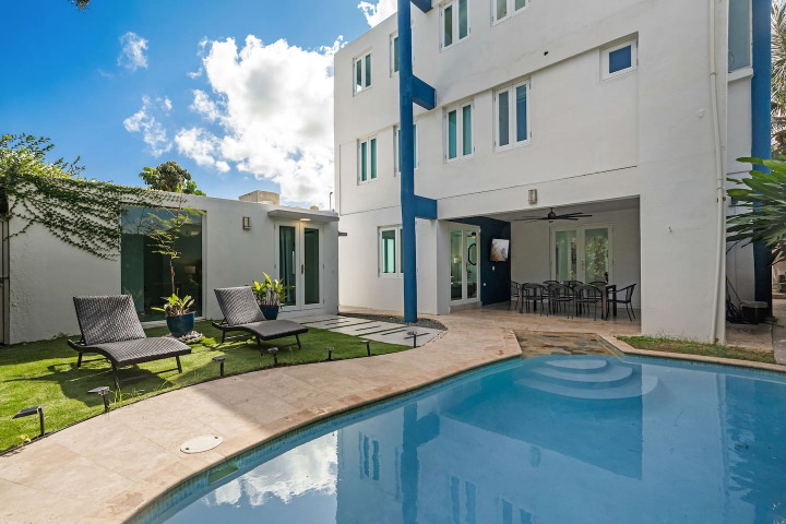 Casa Palmera | 7br, Steps From Ocean Park Beach - San Juan, Puerto Rico