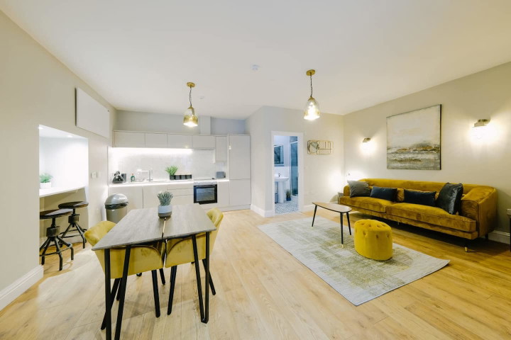 One Bedroom Apartment Close To Mod - Filton