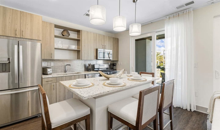 2nd Floor @ The Pointe! Walking Distance To The Be - Rosemary Beach, FL