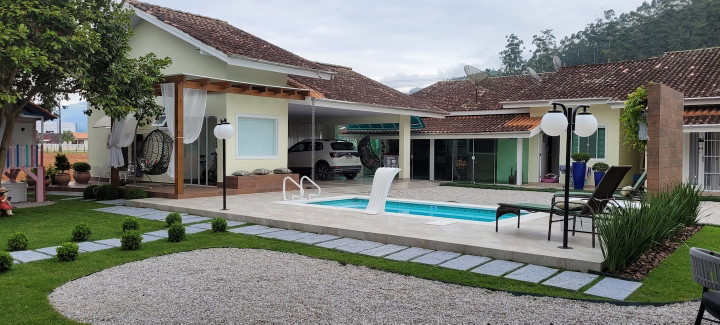 Casa De Campo Com Lareira Externa, Banheira Suite - Brusque