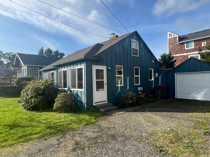 340 16th Ave - The Magic House North Seaside - Cannon Beach