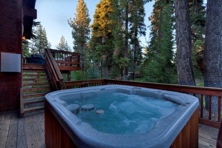 Private Hot Tub At Fabulous Home In Dollar Point - Olympic Valley, CA