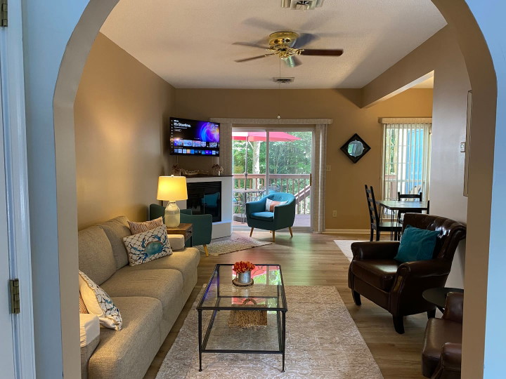 3 Bedroom Townhouse - Williamsburg, VA