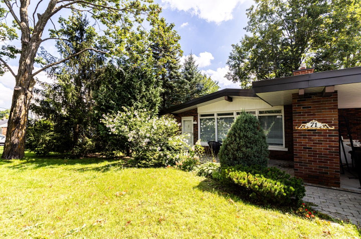 2 Bedroom Main Floor House - Barrie