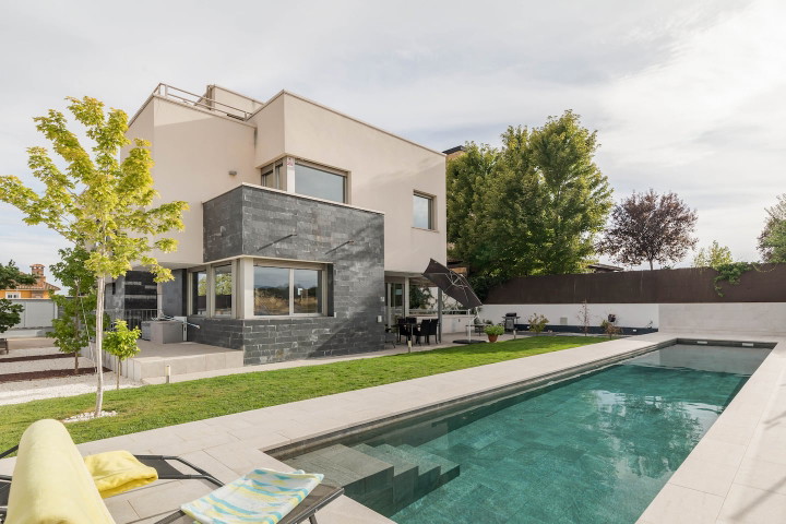 Villa, Oasis In Madrid 3bdr+4bths+luxurious Pool - Brunete
