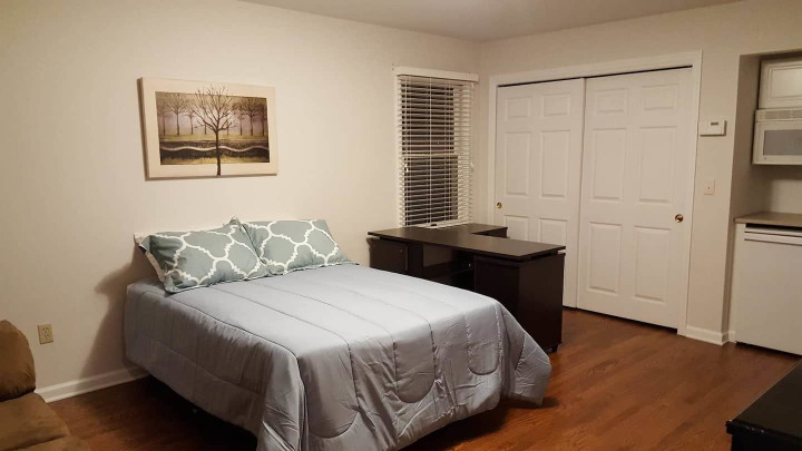 One Bedroom Apartment **Private Entrance** 1br/1ba - Morristown, NJ