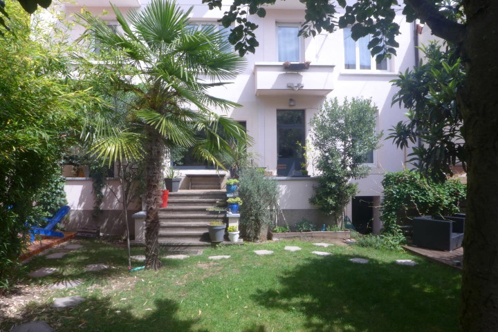 Maison De Charme Avec Piscine Au Cœur De La Ville - Dijon