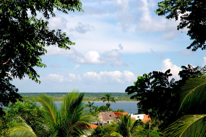 C. Kutz Appt | 2 Bedrooms · 5 Minutes From The Lagoon - Bacalar