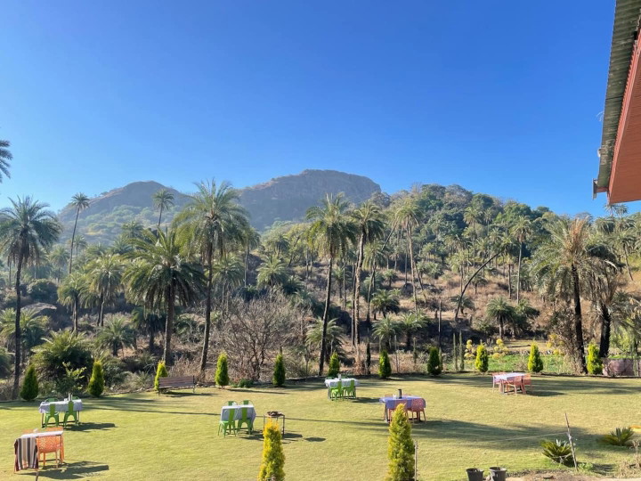 Palm Valley Farmhouse 11 Pax - Mount Abu