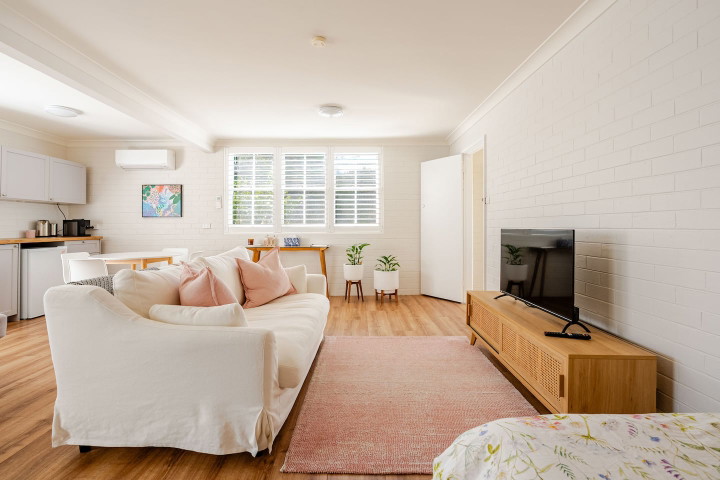 Spacious Sanctuary In The Heart Of Town. - Berry