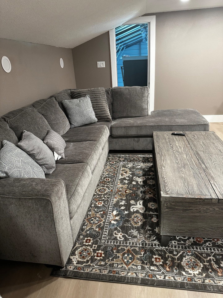 New Barndo Apartment, With Garage, Secure Parking - DeLand, FL