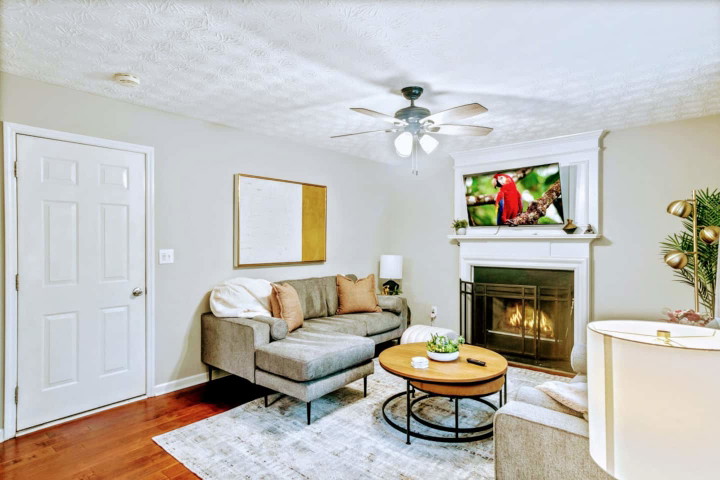 Spacious 4br Home On A Quiet Cul-de-sac (Anclote) - Alpharetta, GA