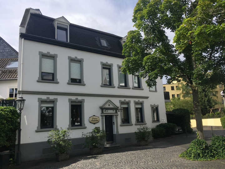 Möbliertes Apartment In Bad Godesberger Innenstadt - Bonn
