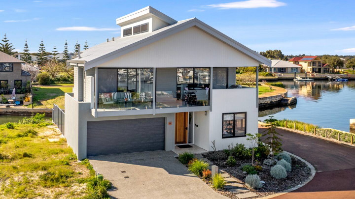 Two-storey With Marina Views - Busselton
