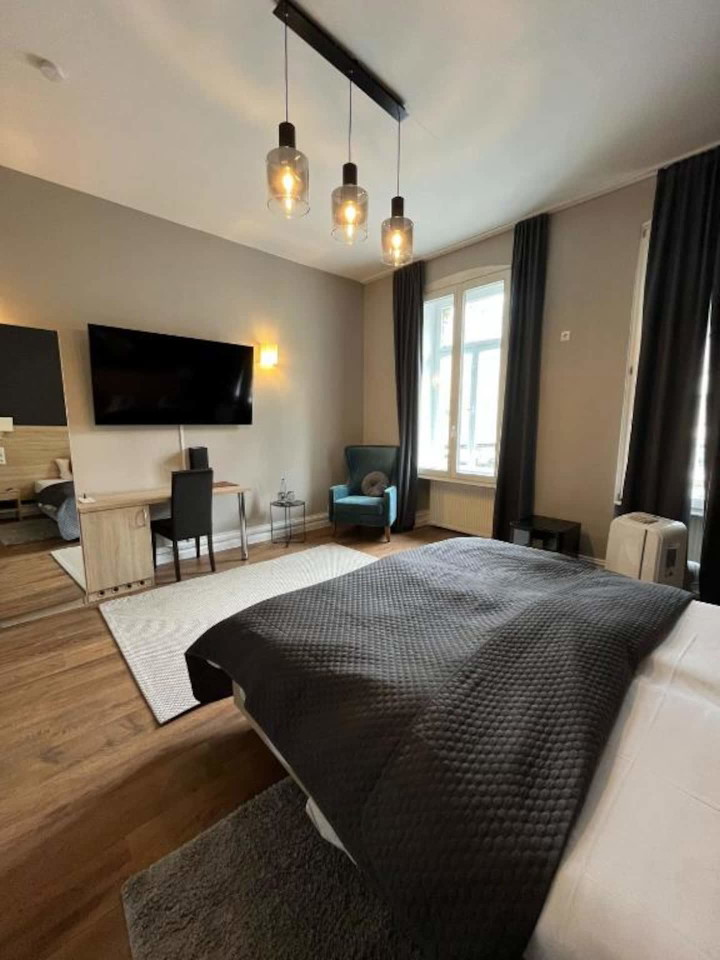 Your Own Hotel Room Superior (Balkon) - Heidelberg