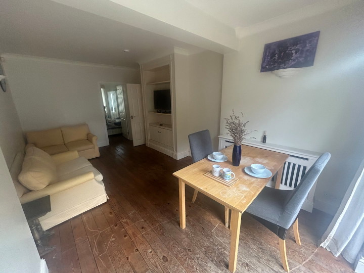 Eastcote Apartment + Garden 2 Mins Walk To Tube - Harrow