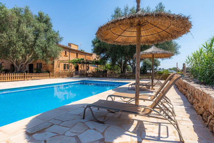 Agroturismo "Llevant" Con Wi-fi, Terraza, Piscina Y Jardín Compartidos Entre 5 Propiedades - Majorca