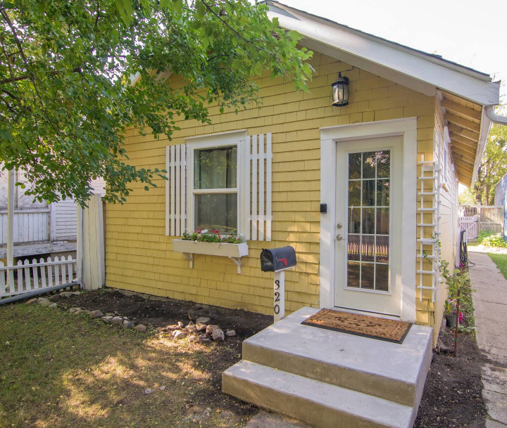 Cute City Park House - Saskatoon