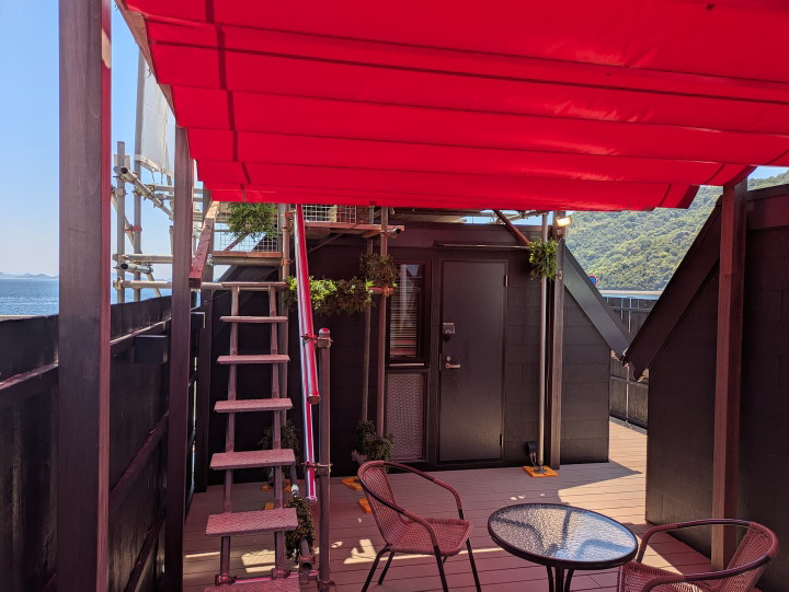 【1日1組限定】瀬戸内で見つけた、海辺の秘密基地。絶景とワクワクの小屋｜tiny House Zen - Kure